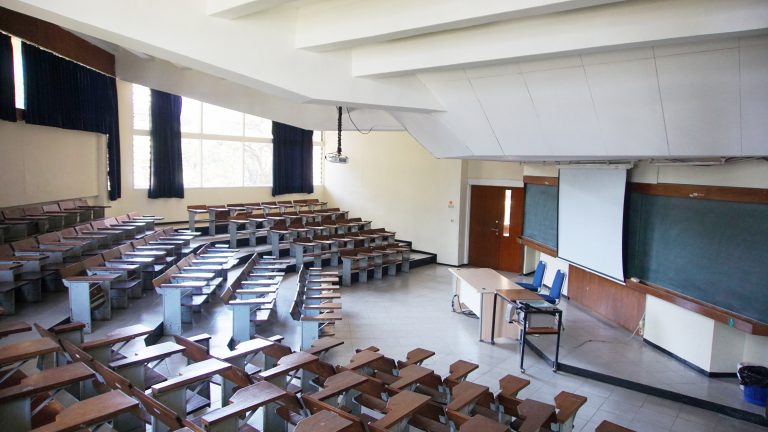 Ruang Kelas TVST - Direktorat Sarana dan Prasarana ITB