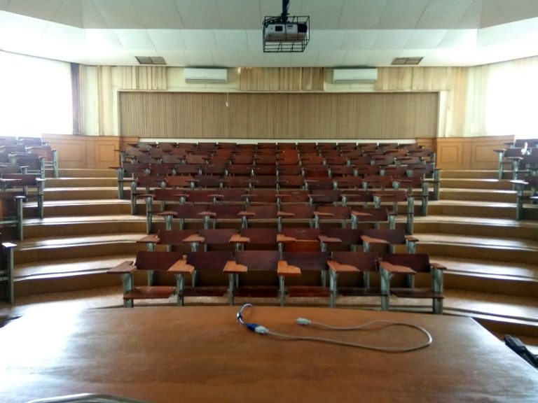 Ruang Kelas TVST - Direktorat Sarana dan Prasarana ITB