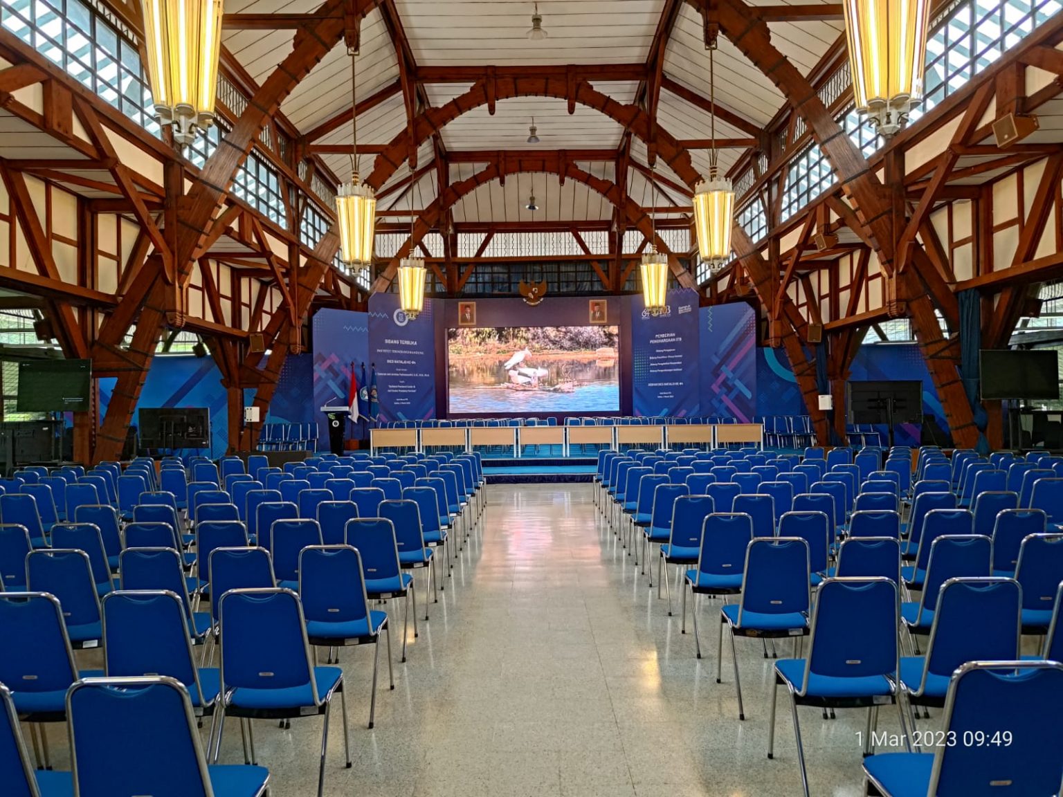 Aula Barat - Direktorat Sarana dan Prasarana ITB